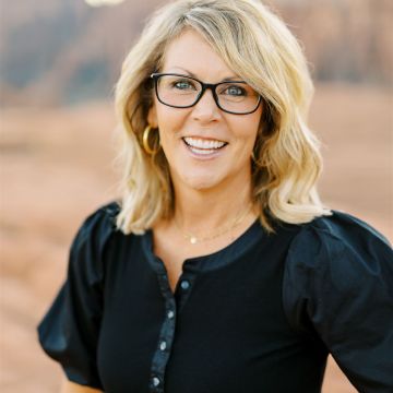 Shelly Florence - Ordained Minister - Get Ordained