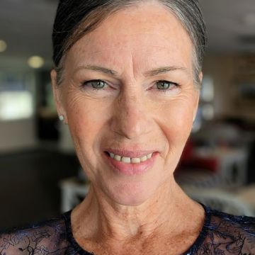 Tracey Sullivan - Ordained Minister - Get Ordained